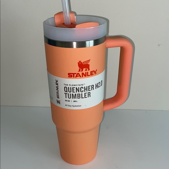 Stanley | Dining | Stanley Quencher H2 Tumbler 30oz Nectarine Handle ...